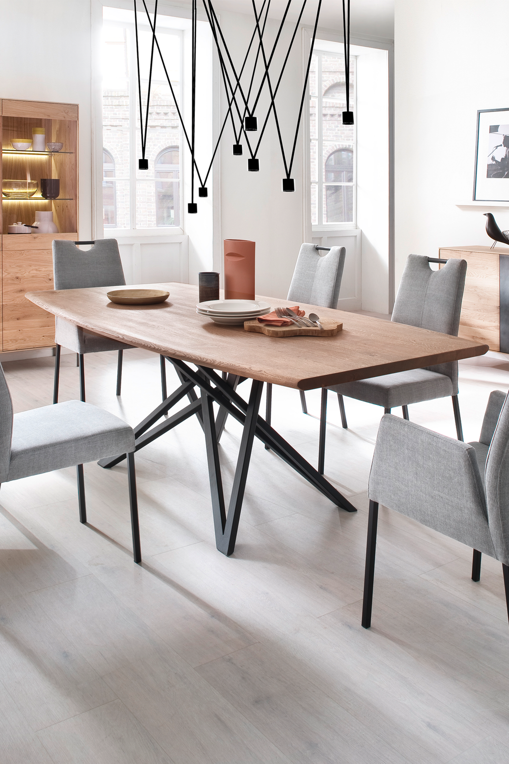 Korgen Dining Table – We Interiors